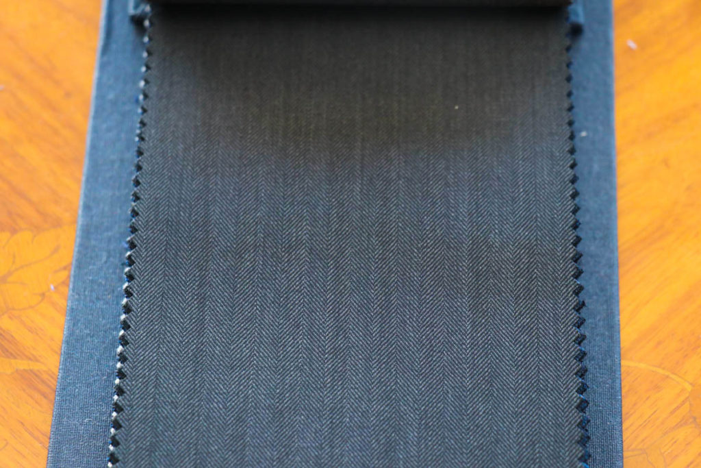 イギリスの高級服地ブランド「Holland&Sherry Royal Mile 1976(ホーランド＆シェリー ロイヤルマイル1976 ...